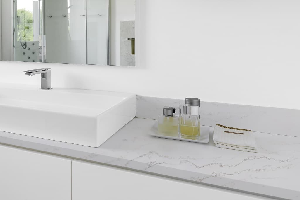 Calacatta Milan - QuartzMatik